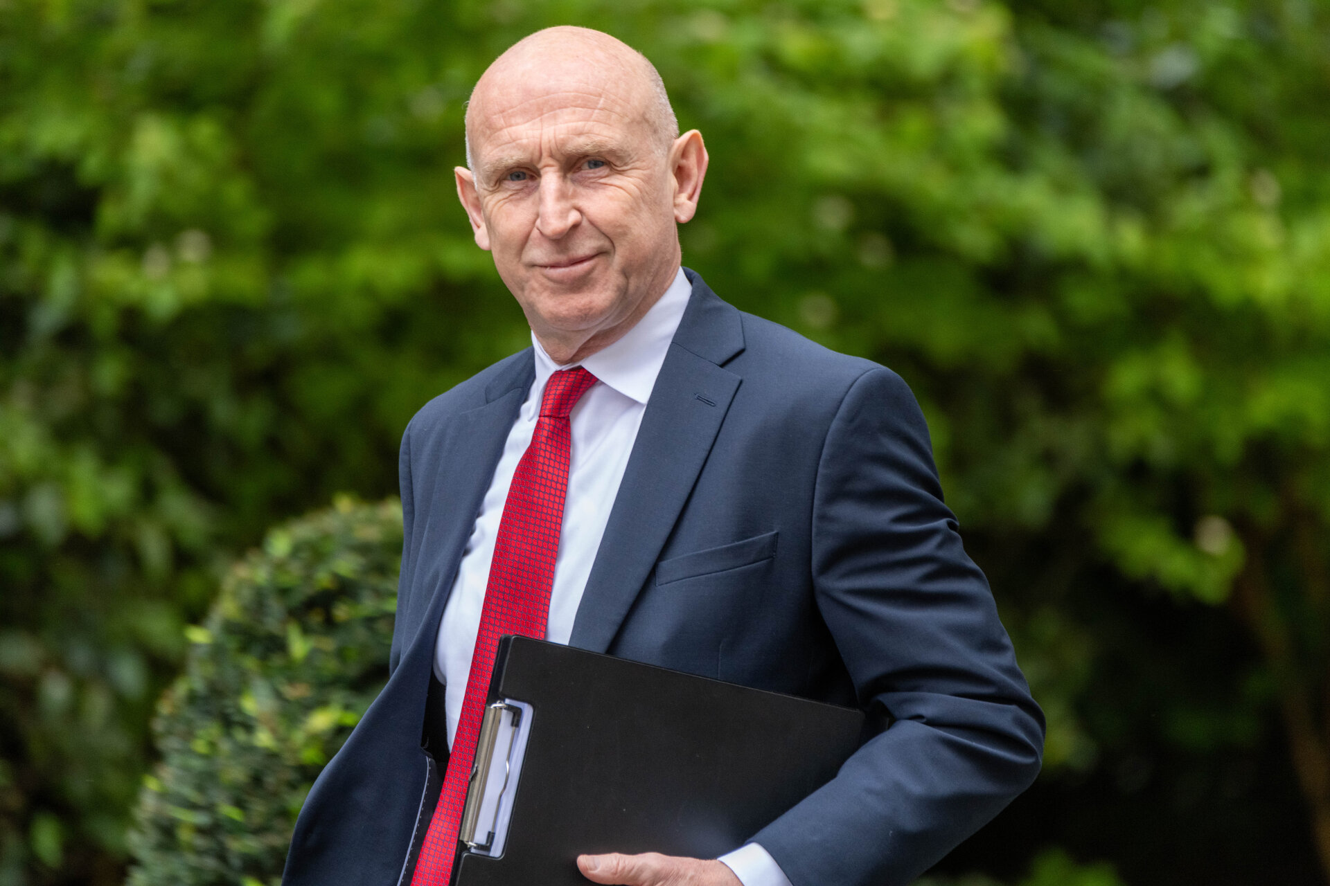 „The Times“: Rusija „apakino“ britų gynybos ministro lėktuvą virš ...