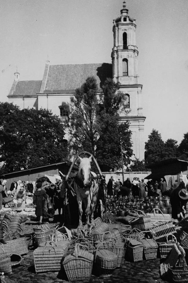 Lukiškių aikštės fotoistorija: kaip bėgant laikui keitėsi jos paskirtis ...